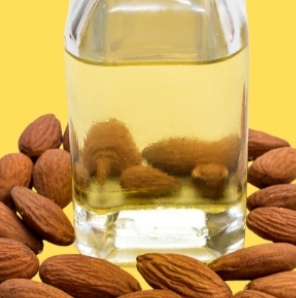 Castor Oil + Sweet Almond Oil for Wrinkles – MOMS COOKING